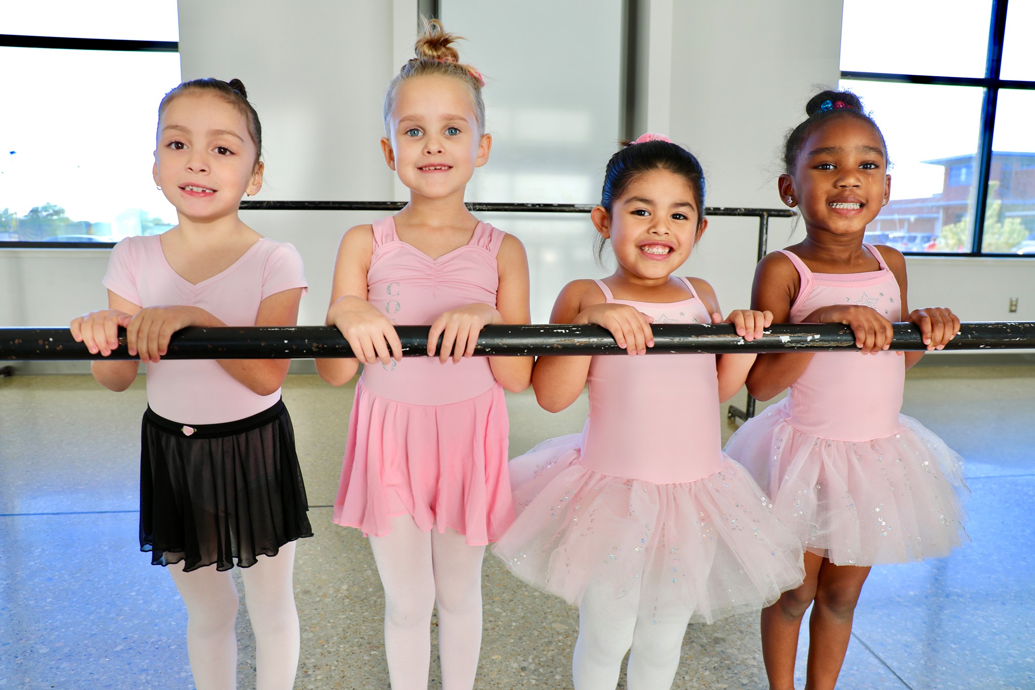 About - Cosmopolitan Dance Theatre